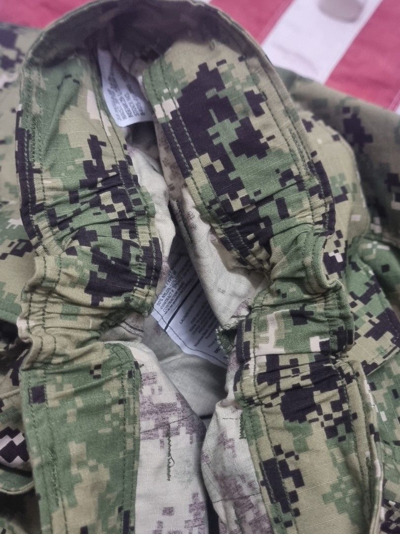 Us navy AOR TYPE 3, Men's Fashion, Bottoms, Trousers on Carousell