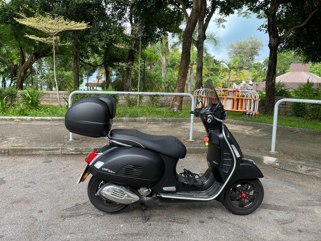 vespa gts 300 hpe, 電單車買賣 - Carousell