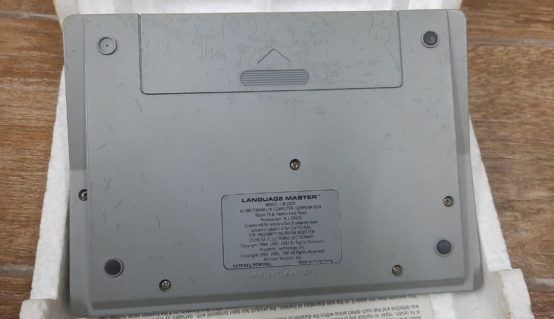 Vintage 80's Digital Dictionary & Thesaurus on Carousell