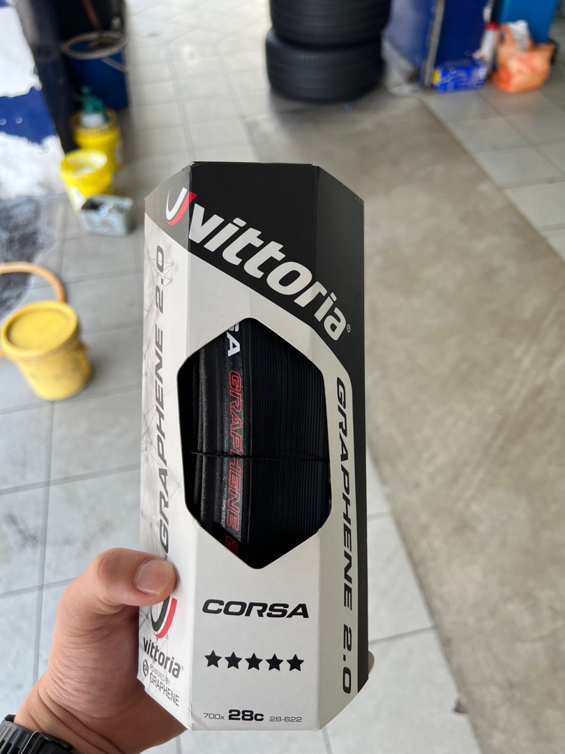 Vittoria Corsa Graphene 2.0 700x28C ( BLACK/CREAM), Sports Equipment ...