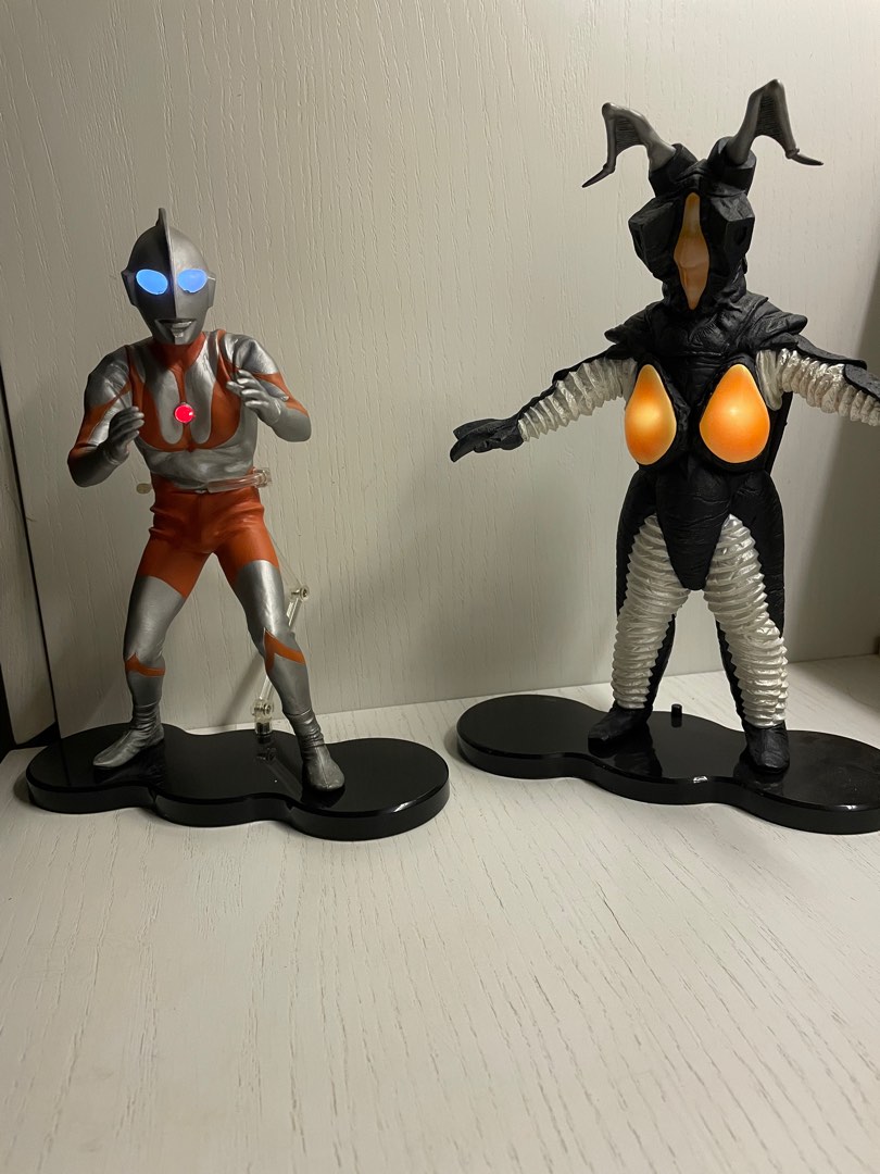 xplus x-plus 超人 怪獸 大怪獸 發光 ultraman garage toy, 興趣及遊戲, 玩具 & 遊戲類 - Carousell