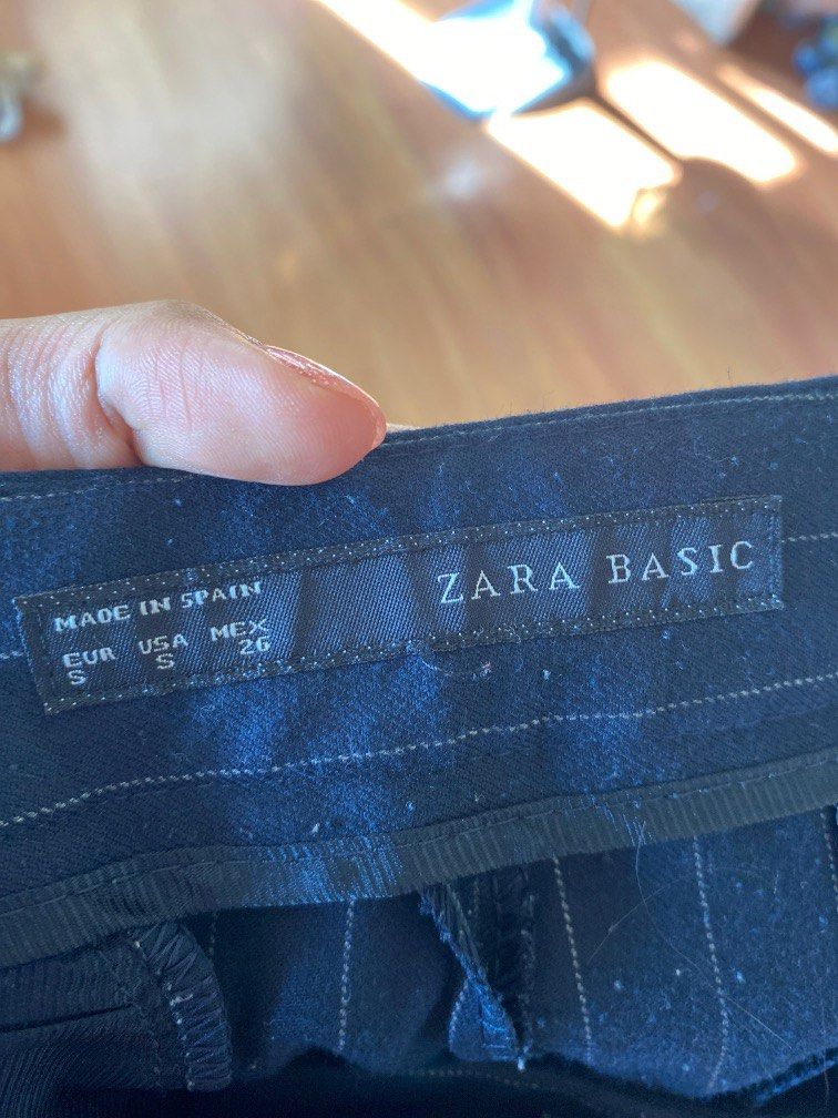 Zara basics office pants, Women's Fashion, Bottoms, Jeans & Leggings on Carousell