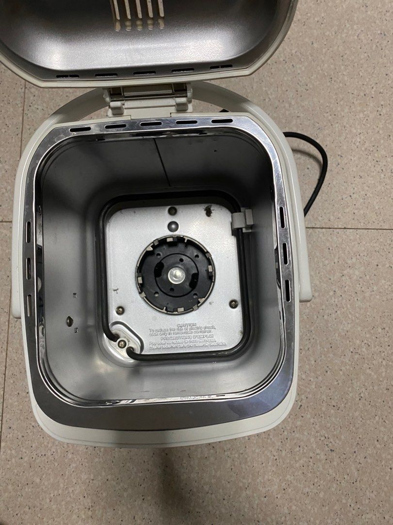 Zojirushi Home Bakery Mini, Furniture & Home Living, Kitchenware ...