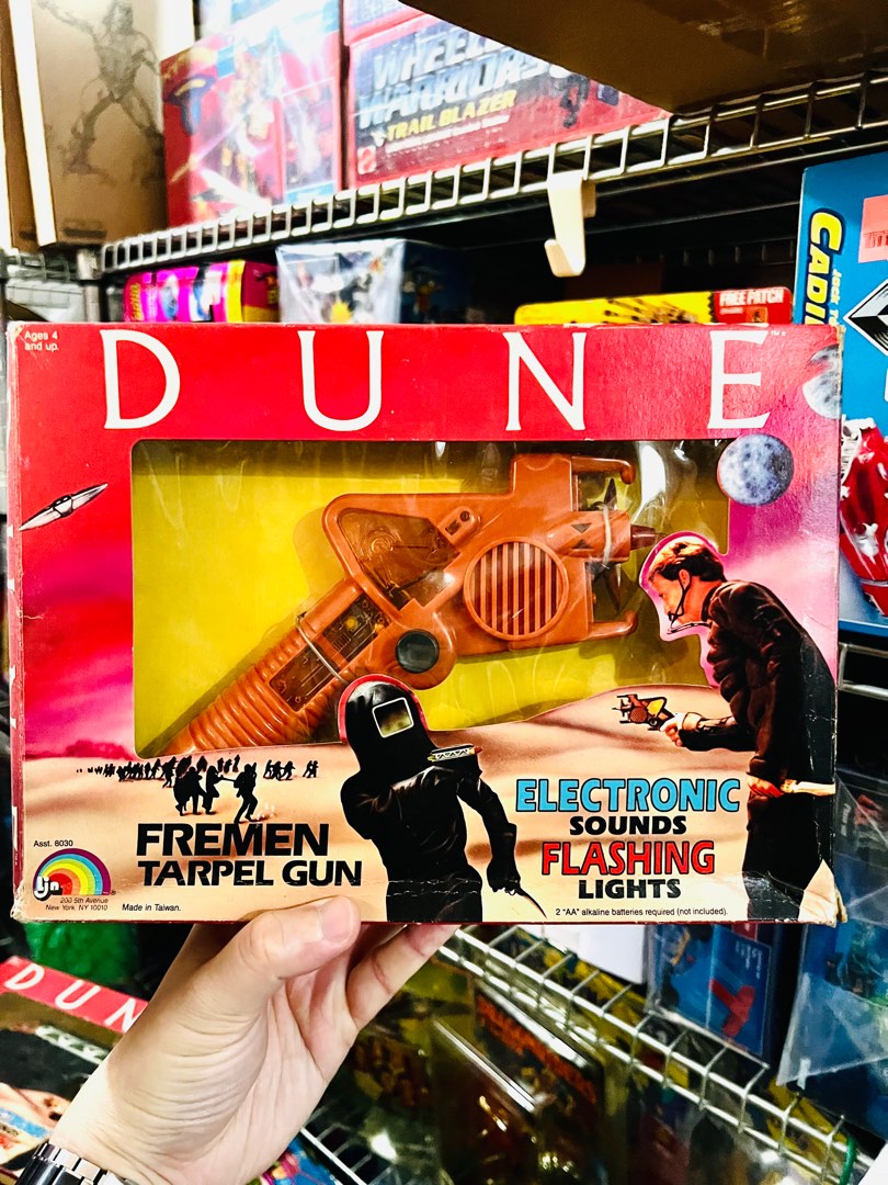 1984 LJN Dune Fremen Trapel gun new, Hobbies & Toys, Memorabilia ...