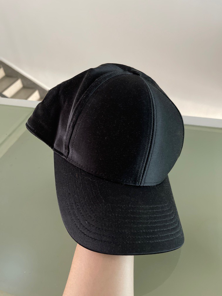 Aritzia Wilfred Free Black Cap, Women's Fashion, Watches & Accessories ...