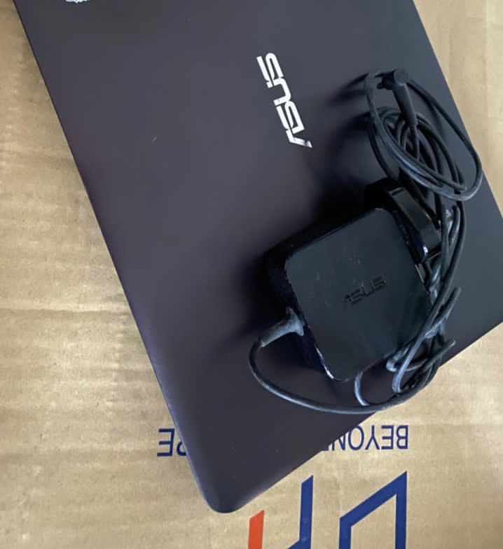 Asus Zenbook UX305F, Computers & Tech, Laptops & Notebooks on Carousell