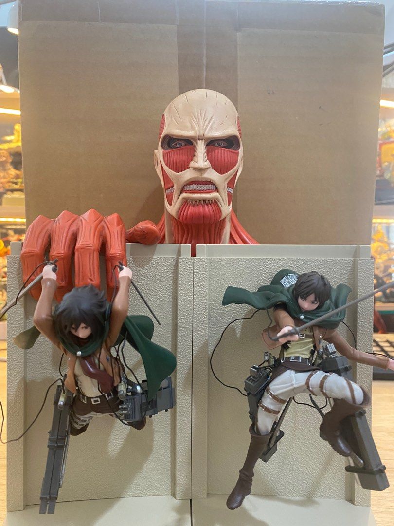 attack on Titan figures set ori, Hobbies & Toys, Toys & Games on Carousell