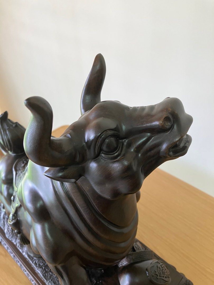 Auspicious Fortune Ox Statue, Hobbies & Toys, Memorabilia ...
