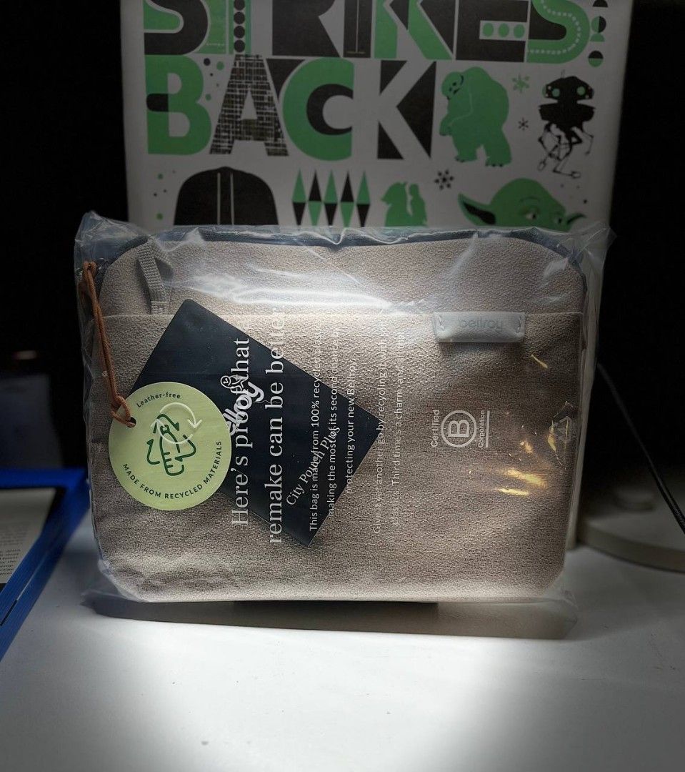 Bellroy City Pouch Plus in Saltbush EDC Pouch Sling Bag fits Kindle ...