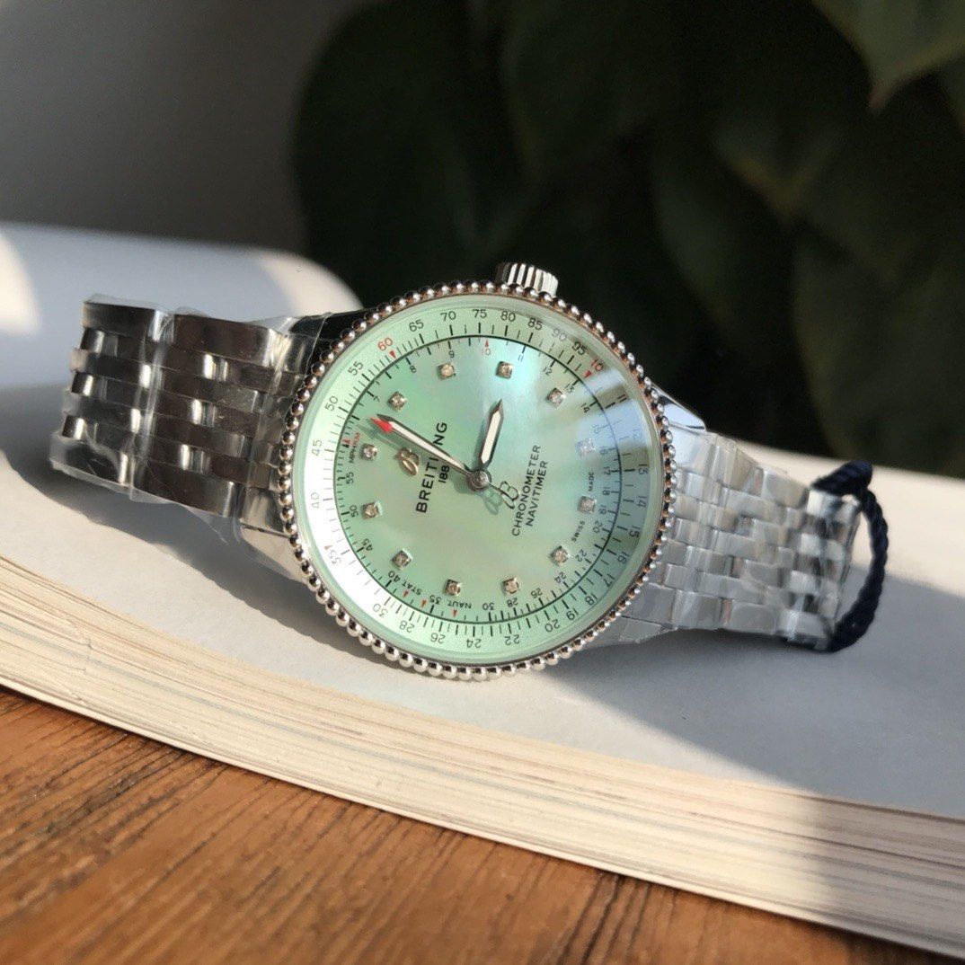 Breitling Navitimer, Women's Fashion, Watches & Accessories, Watches on ...