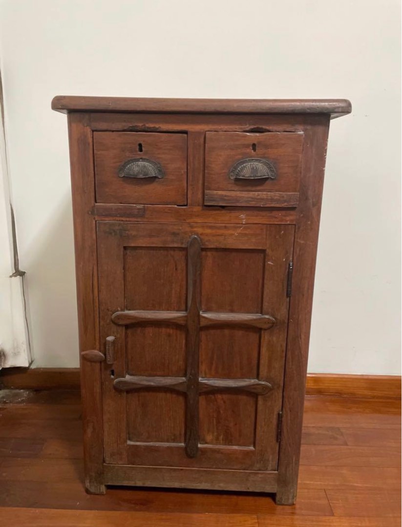 Wooden antique coin Cabinet / wooden money bank , Furniture & Home ...