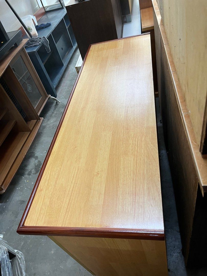 Cabinet rendah / tempat simpan barang, Furniture & Home Living ...