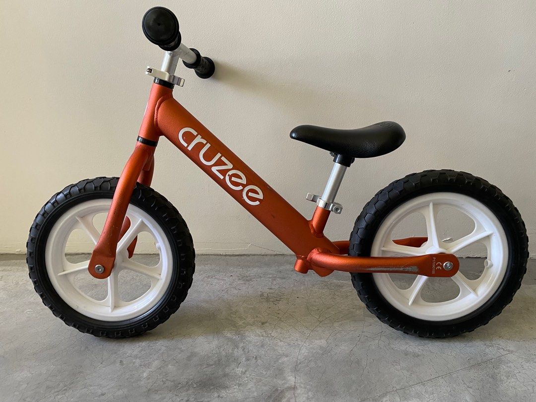 Cruzee balance bike, Sports Equipment, Bicycles & Parts, Bicycles on ...