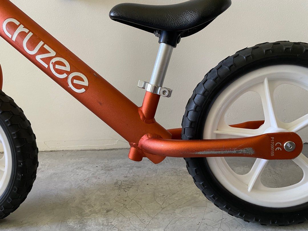 Cruzee balance bike, Sports Equipment, Bicycles & Parts, Bicycles on ...