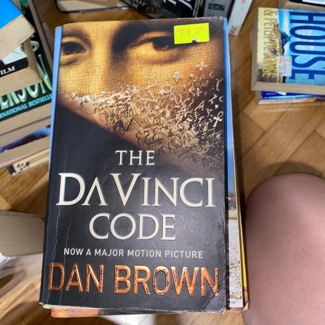 Dan Brown books (da vinci and deception point left), Hobbies & Toys ...