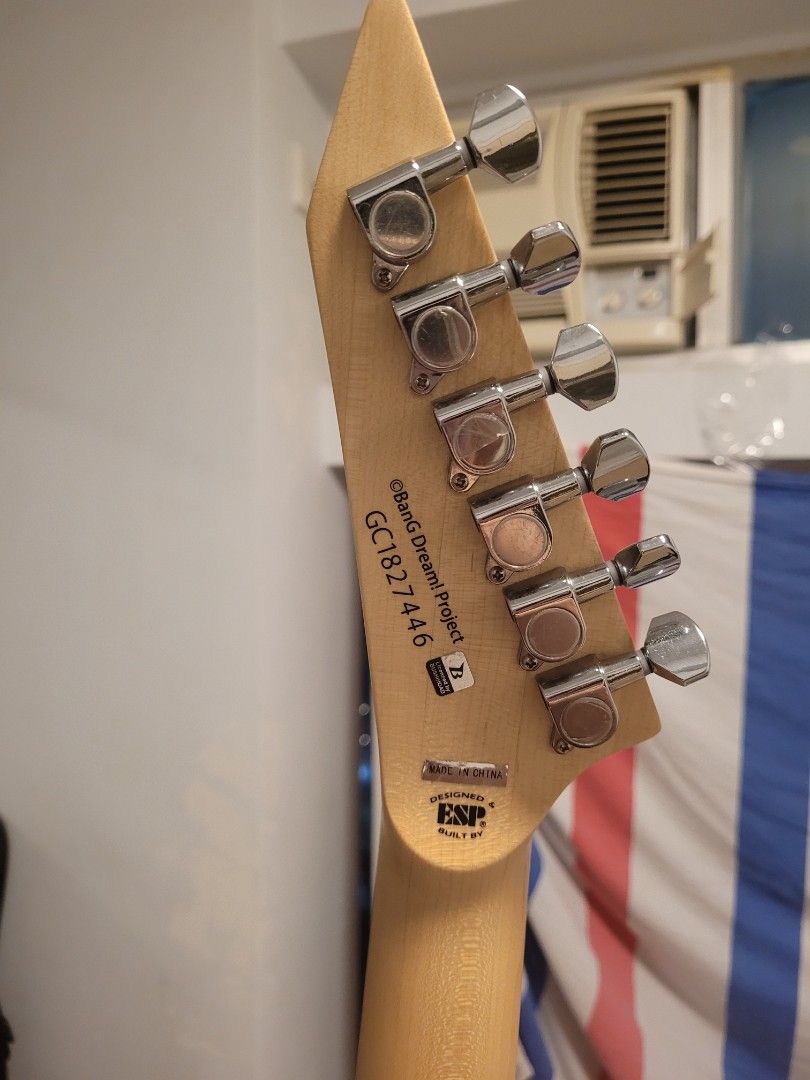 ESP bang dream kasumi random star guitar, 興趣及遊戲, 音樂、樂器 & 配件, 樂器 - Carousell