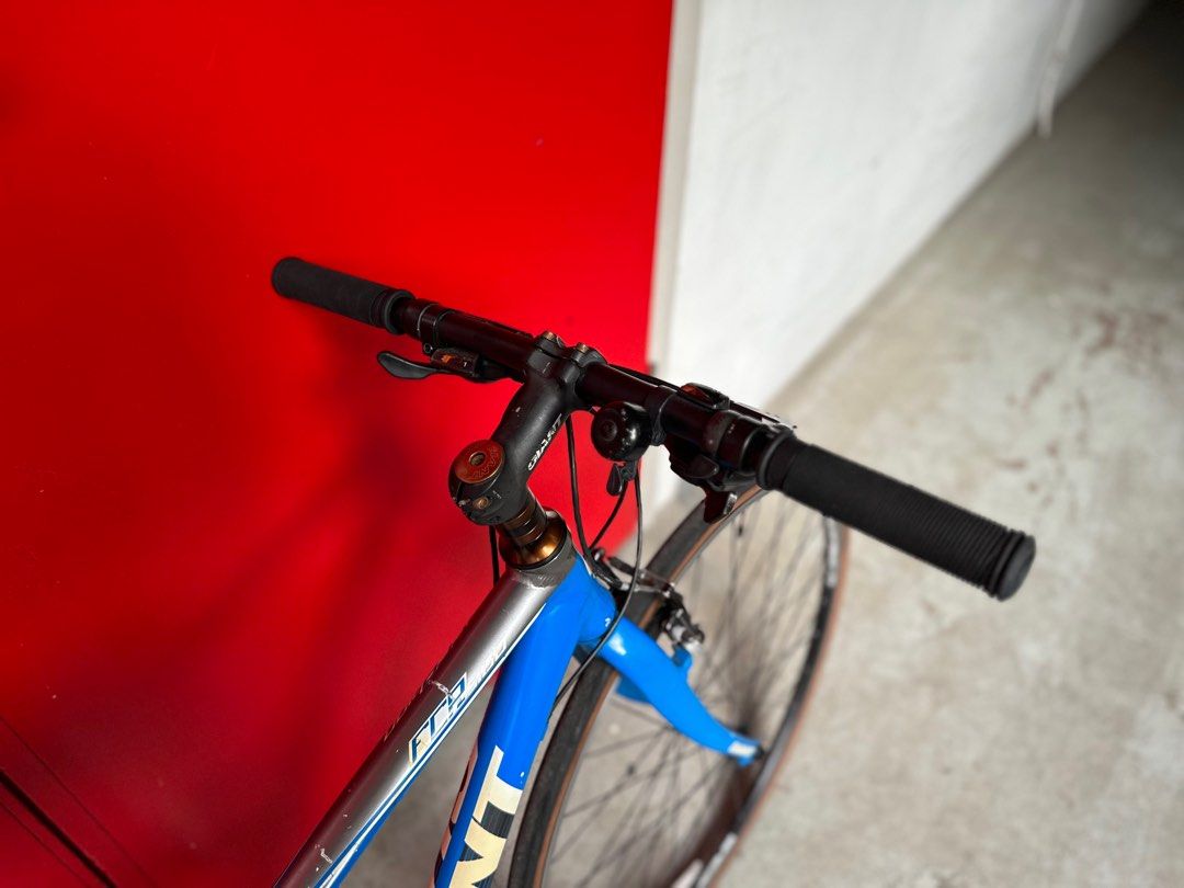 Giant FCR 3100 hybrid gravel road bike, Sports Equipment, Bicycles ...