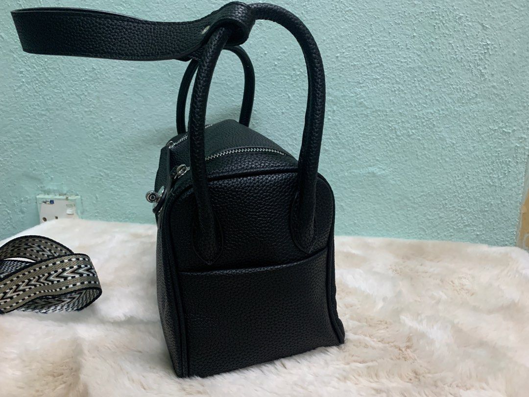 Hermes handbag, Women's Fashion, Bags & Wallets, Shoulder Bags on Carousell