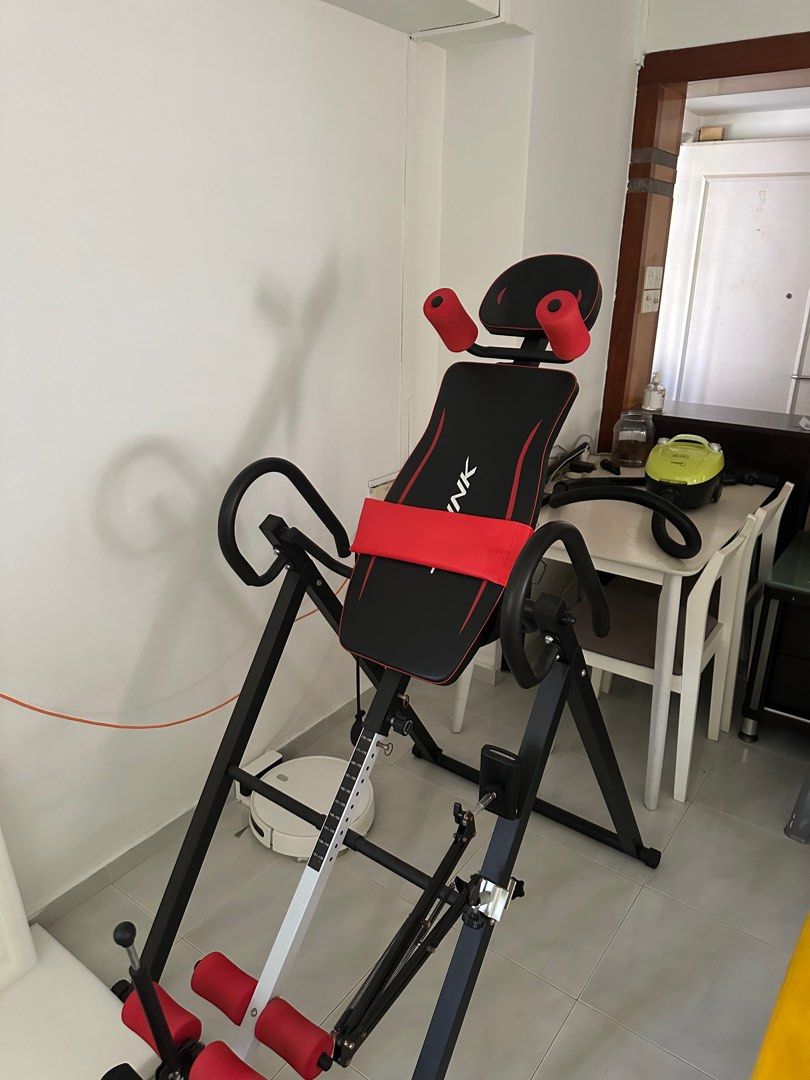 Inverted machine for spine relief, Sports Equipment, Exercise & Fitness ...