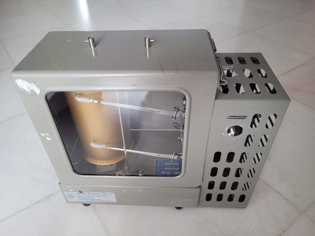 1059 Isuzu and Hisamatsu Thermo-hygrograph, Everything Else on Carousell