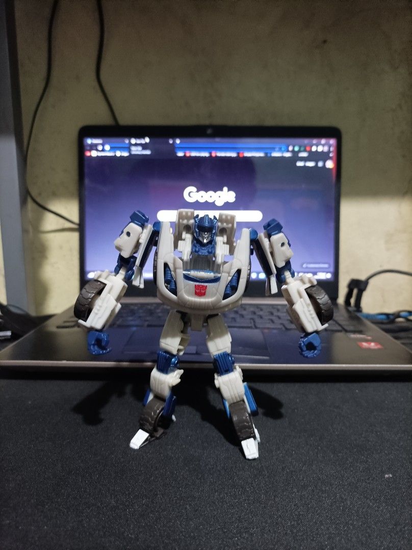 Transformers figure Jazz Fall of Cybertron, Hobbies & Toys, Toys ...