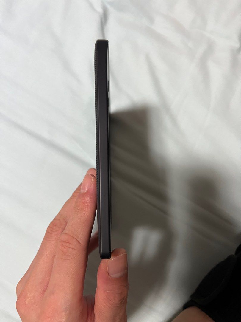 Kobo Libra 2 (Black), Mobile Phones & Gadgets, E-Readers on Carousell