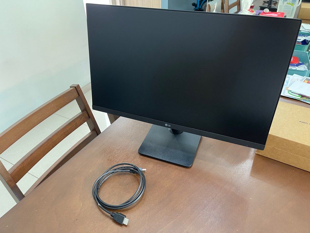 LG 24” Monitor MP400, Computers & Tech, Parts & Accessories, Monitor ...