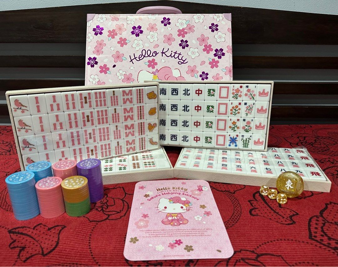 Limited Edition Hello Kitty Sakura Mahjong Set, Hobbies & Toys, Toys ...