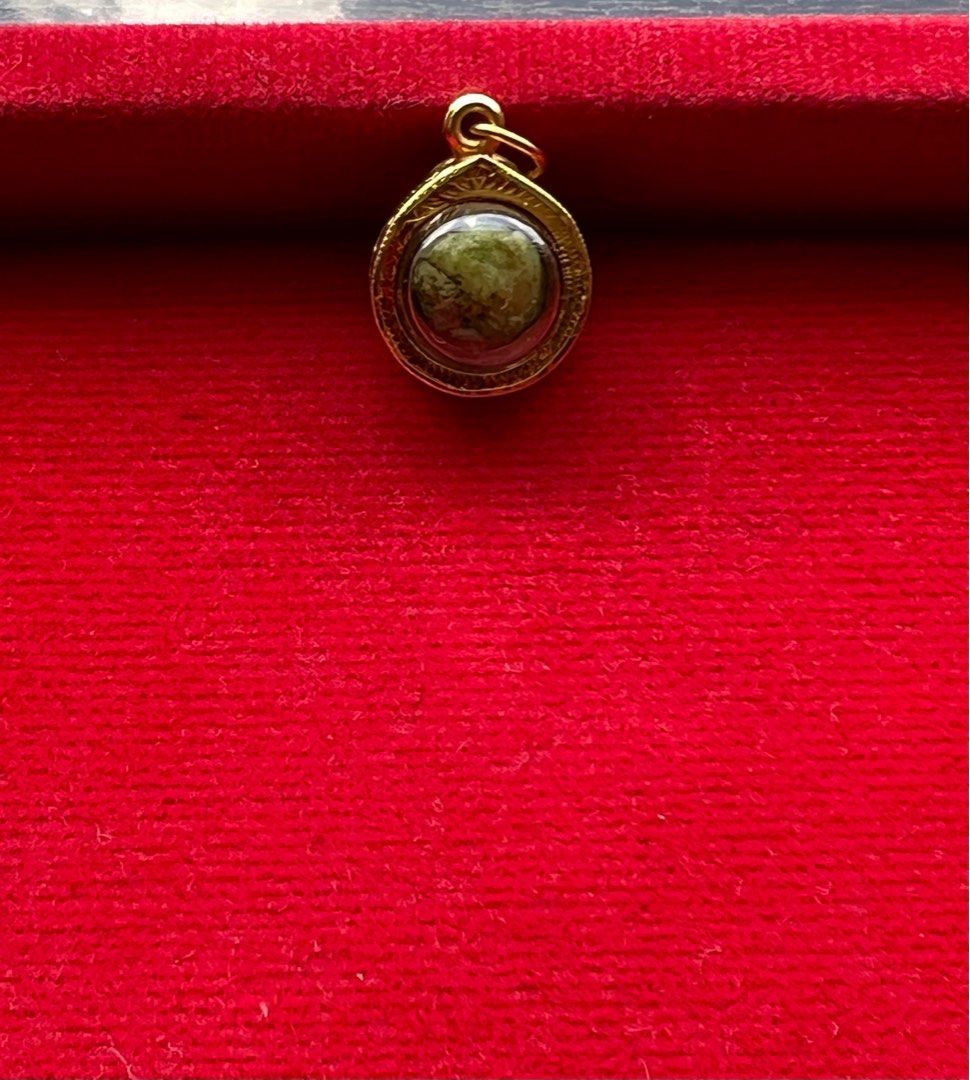 Lp Tim Loop Om (Mini Size) (龙婆添路翁), Hobbies & Toys, Memorabilia ...