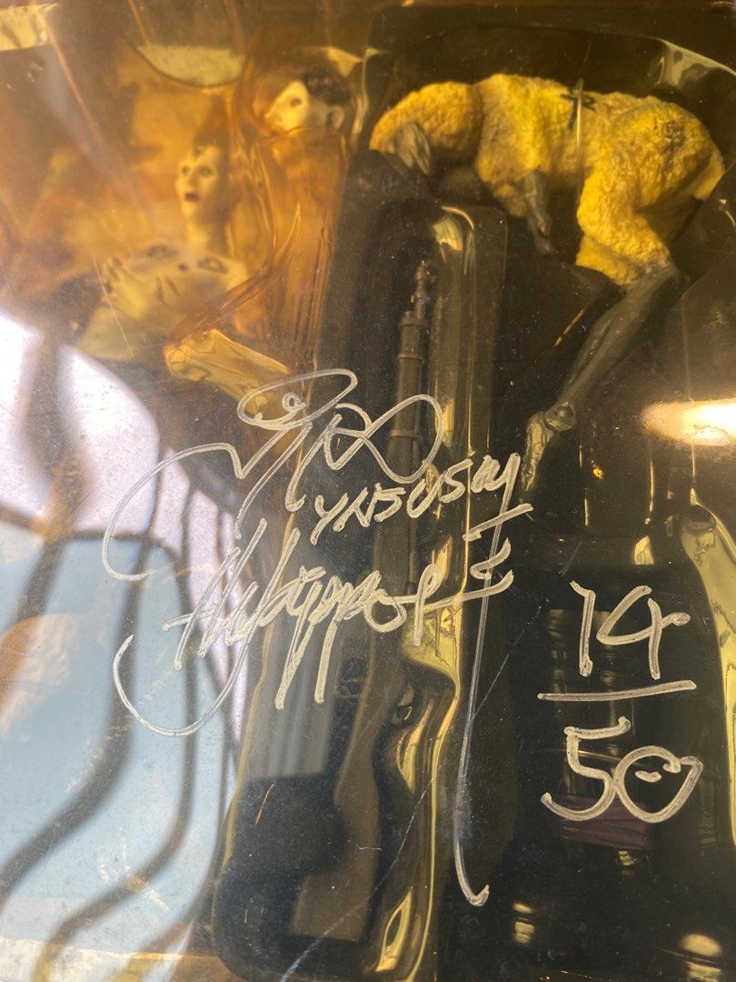 hellraiser neca Marilyn Manson fewture figure with signature, Hobbies ...