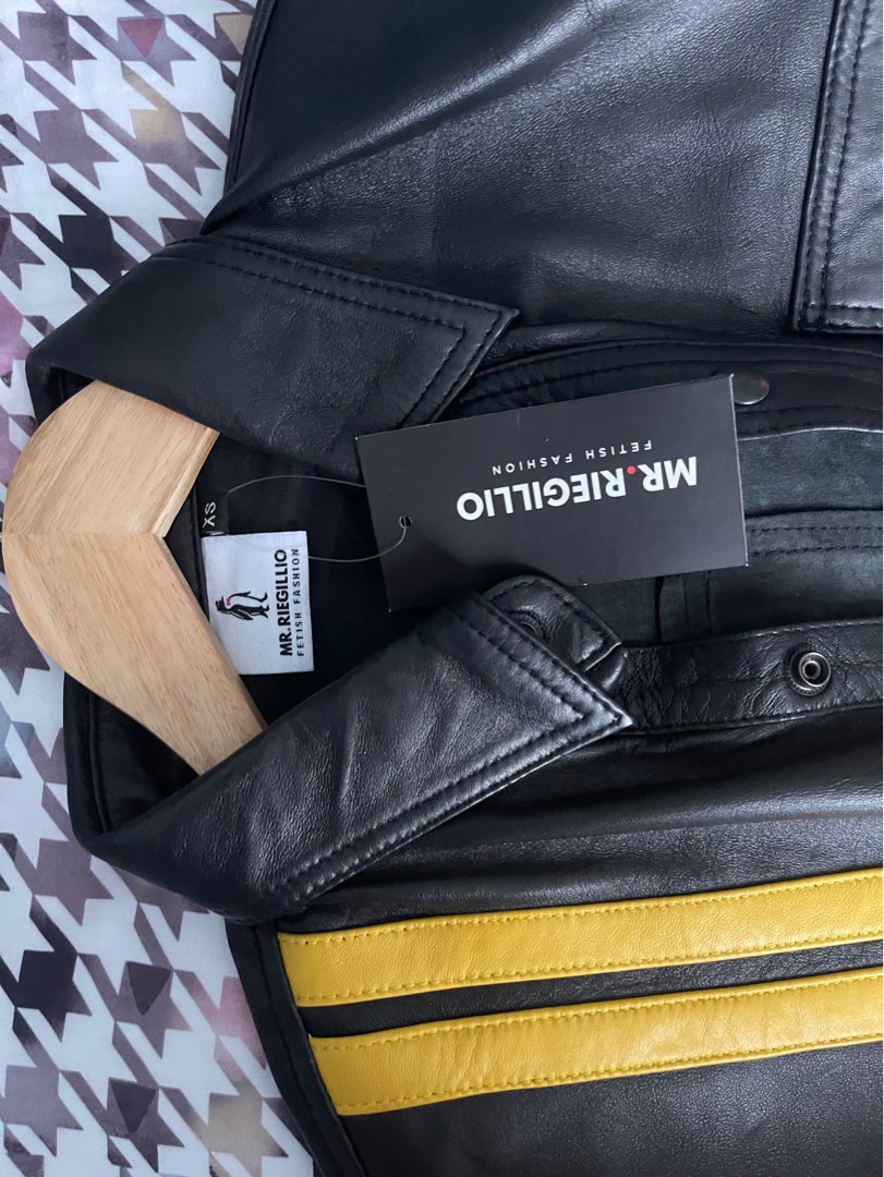 Mr Riegillio Leather Shirt, Men's Fashion, Tops & Sets, Formal Shirts ...