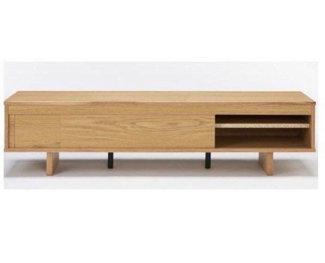 Muji Oak Wood TV Cabinet, 傢俬＆家居, 傢俬, 書櫃、櫃子及架 - Carousell