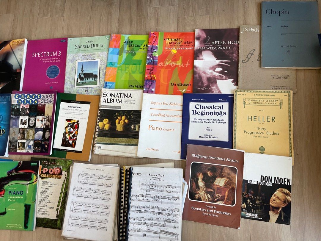 Over 30 Music books, includes Score / sheets / booklets, Hobbies & Toys ...