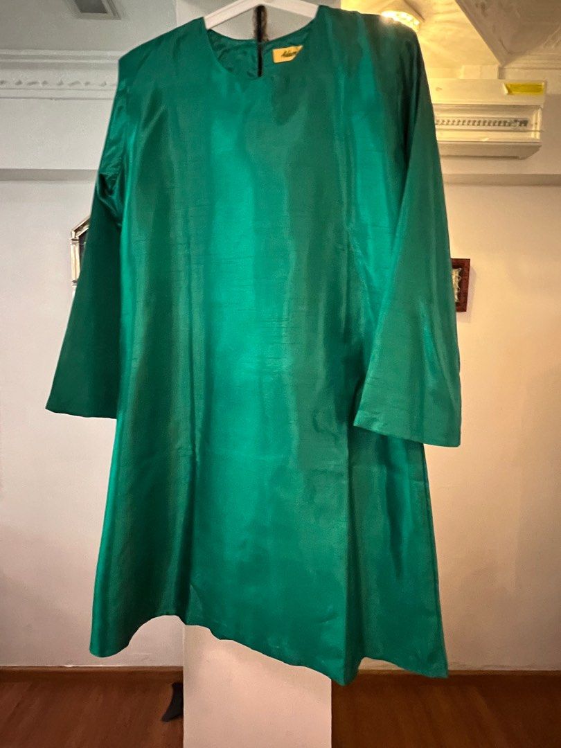 New Baju Kurung Green, Women's Fashion, Muslimah Fashion, Baju Kurung ...