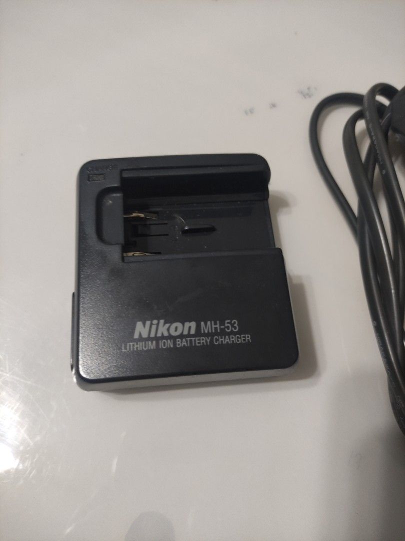 Nikon battery charger mh-53, Photography, Photography Accessories, Batteries & Chargers on Carousell