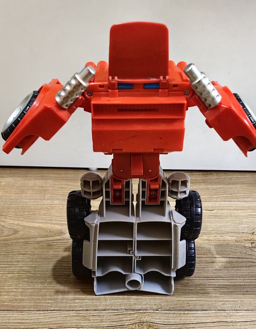 Original Optimus Prime Rescue Bot 1, Hobbies & Toys, Toys & Games on ...