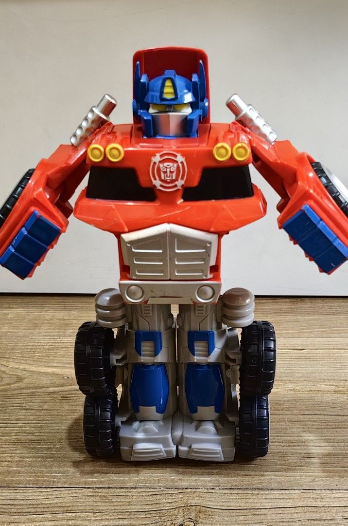 Original Optimus Prime Rescue Bot 1, Hobbies & Toys, Toys & Games on Carousell