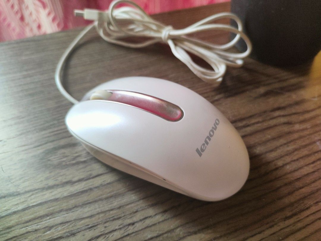 Original white Lenovo mouse, Computers & Tech, Parts & Accessories ...