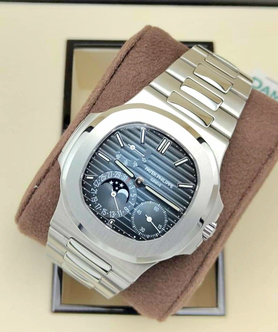 Patek Philippe Nautilus 5712/1A Full Set, Luxury, Watches on Carousell