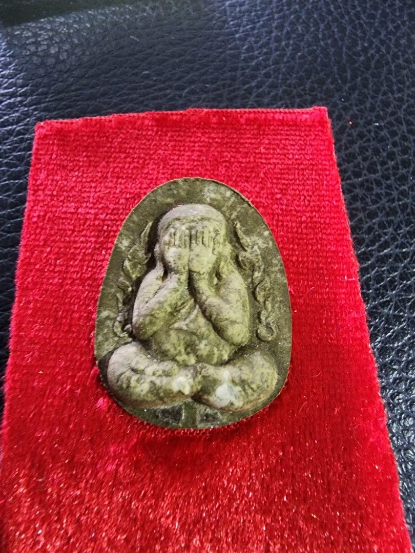 LP Toh Pidta Kanok Kang BE 2564, Hobbies & Toys, Memorabilia ...