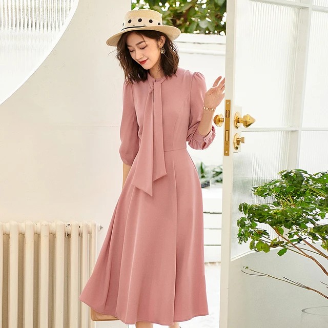 Pink dress pita model korea, Fesyen Wanita, Pakaian Wanita, Gaun & Rok ...