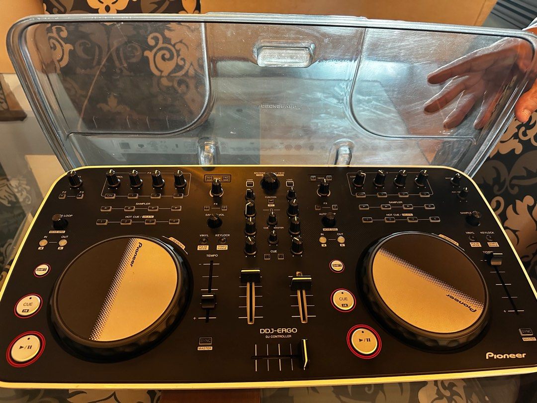 Pioneer DDJ Ergo - DJ Console, Hobbies & Toys, Music & Media, Music ...