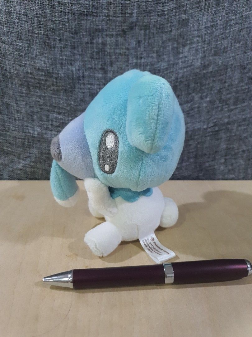 Pokemon Center Cubchoo plush 14cm, Hobbies & Toys, Toys & Games on ...