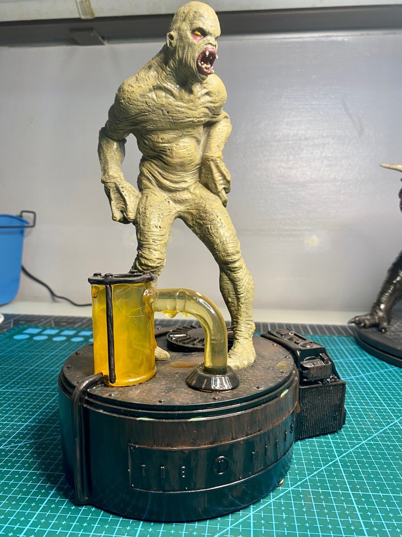 Randy Bowen Statues of X-Files - Flukeman, Hobbies & Toys, Toys & Games ...