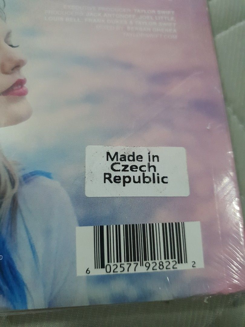 Rare Taylor Swift Lover Journal Deluxe Album Version 4, Hobbies & Toys ...