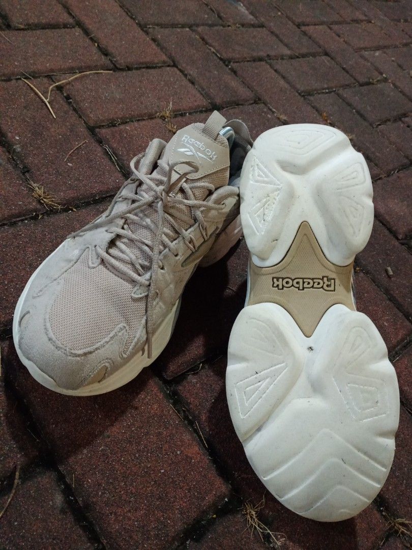 Reebox, Men's Fashion, Footwear, Sneakers on Carousell