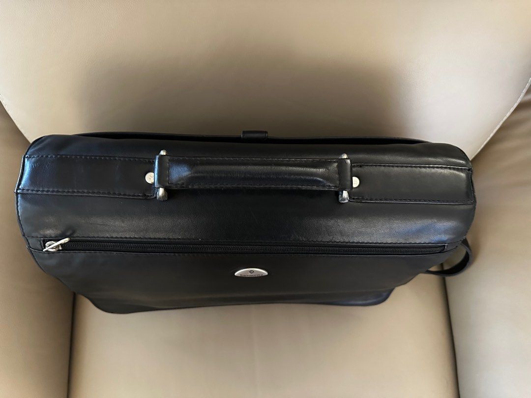 Samsonite leather briefcase/laptop bag, Men's Fashion, Bags, Briefcases ...
