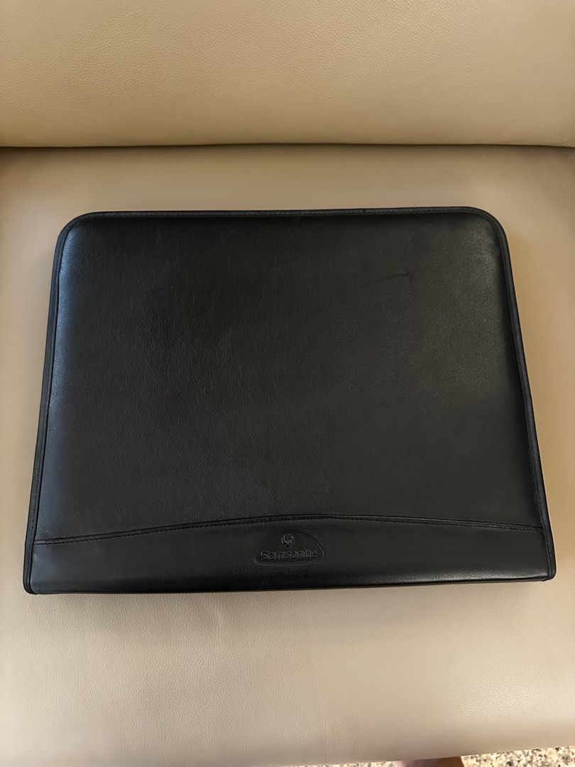 Samsonite Leather Folio, Luxury, Bags & Wallets on Carousell
