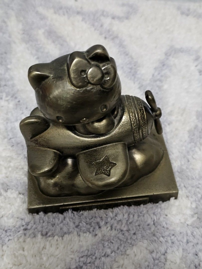 Sanrio Hello Kitty Pilot Bronze Figure on Carousell