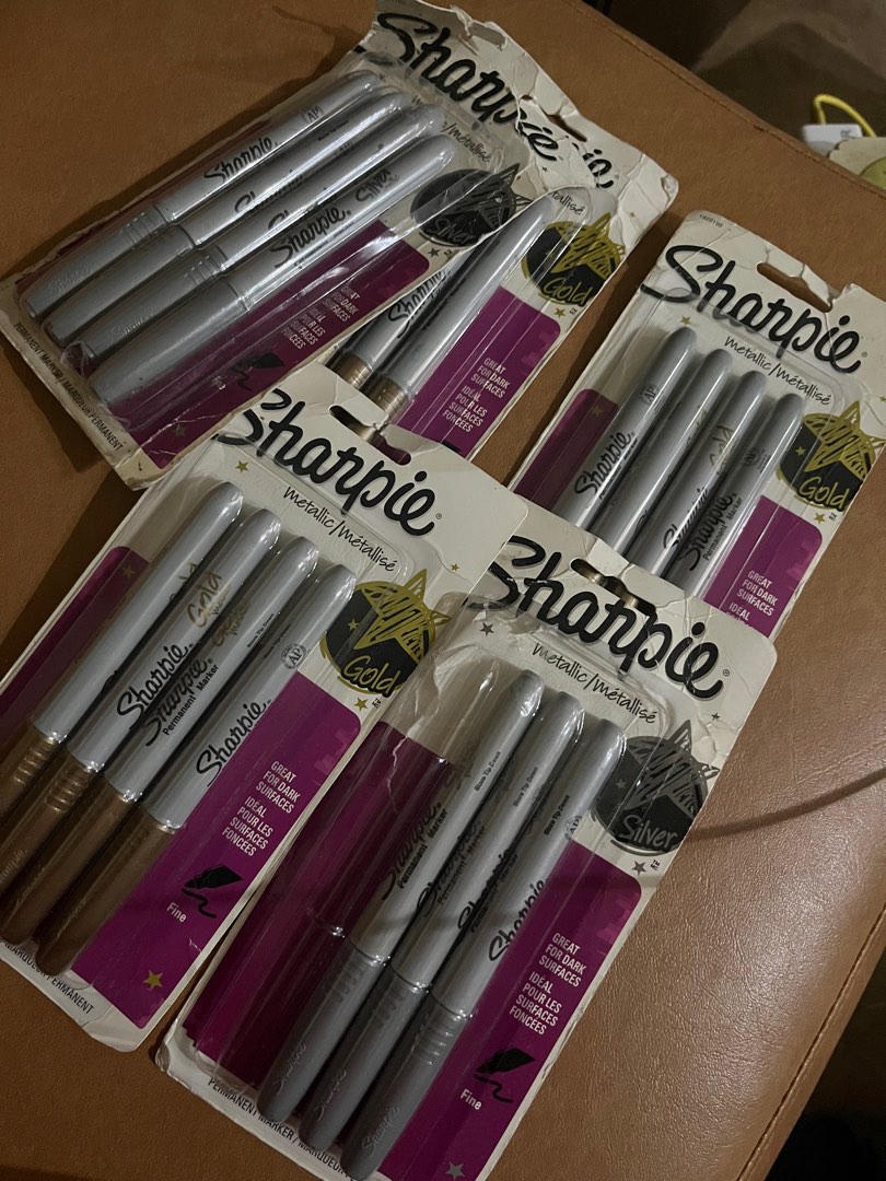 Sharpie Mettalic (Gold and Silver) on Carousell
